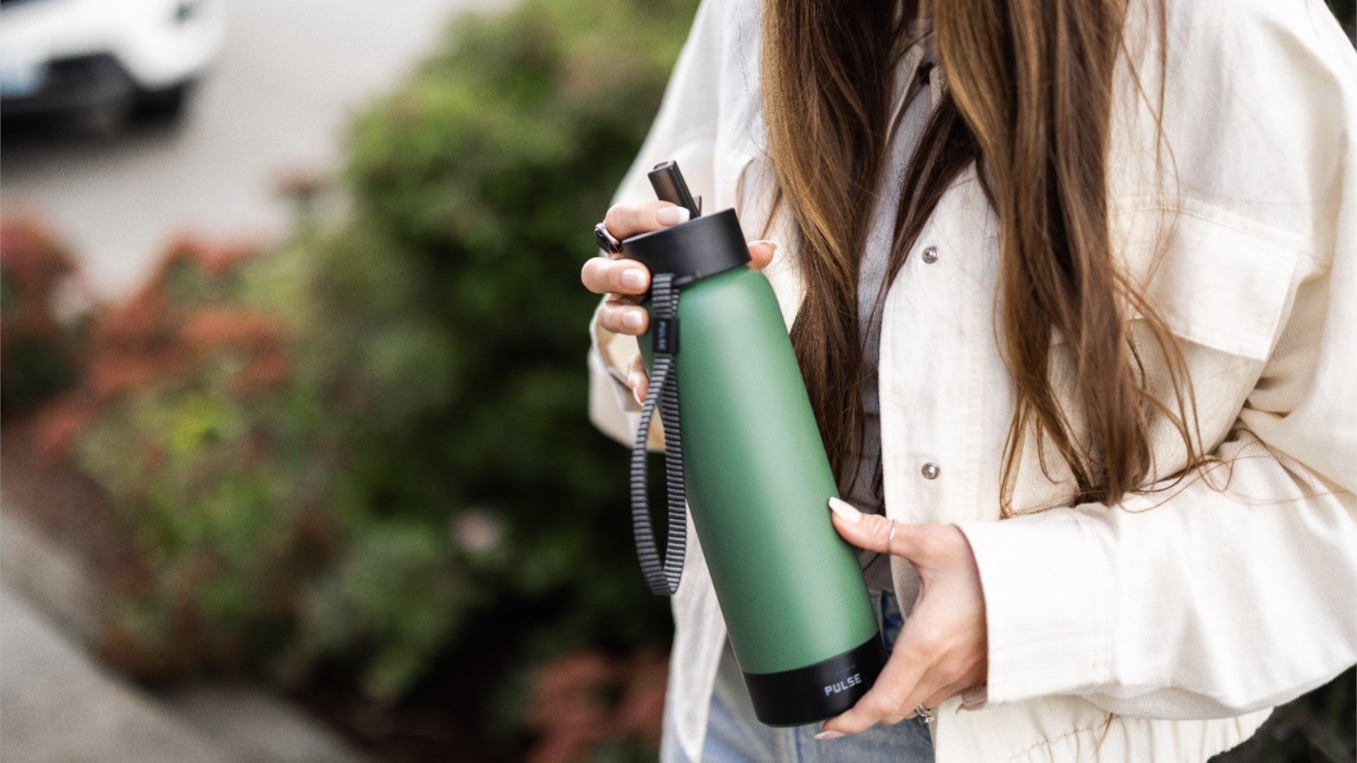How to Choose the Right Portable Charger for Traveling – Pulse Charge